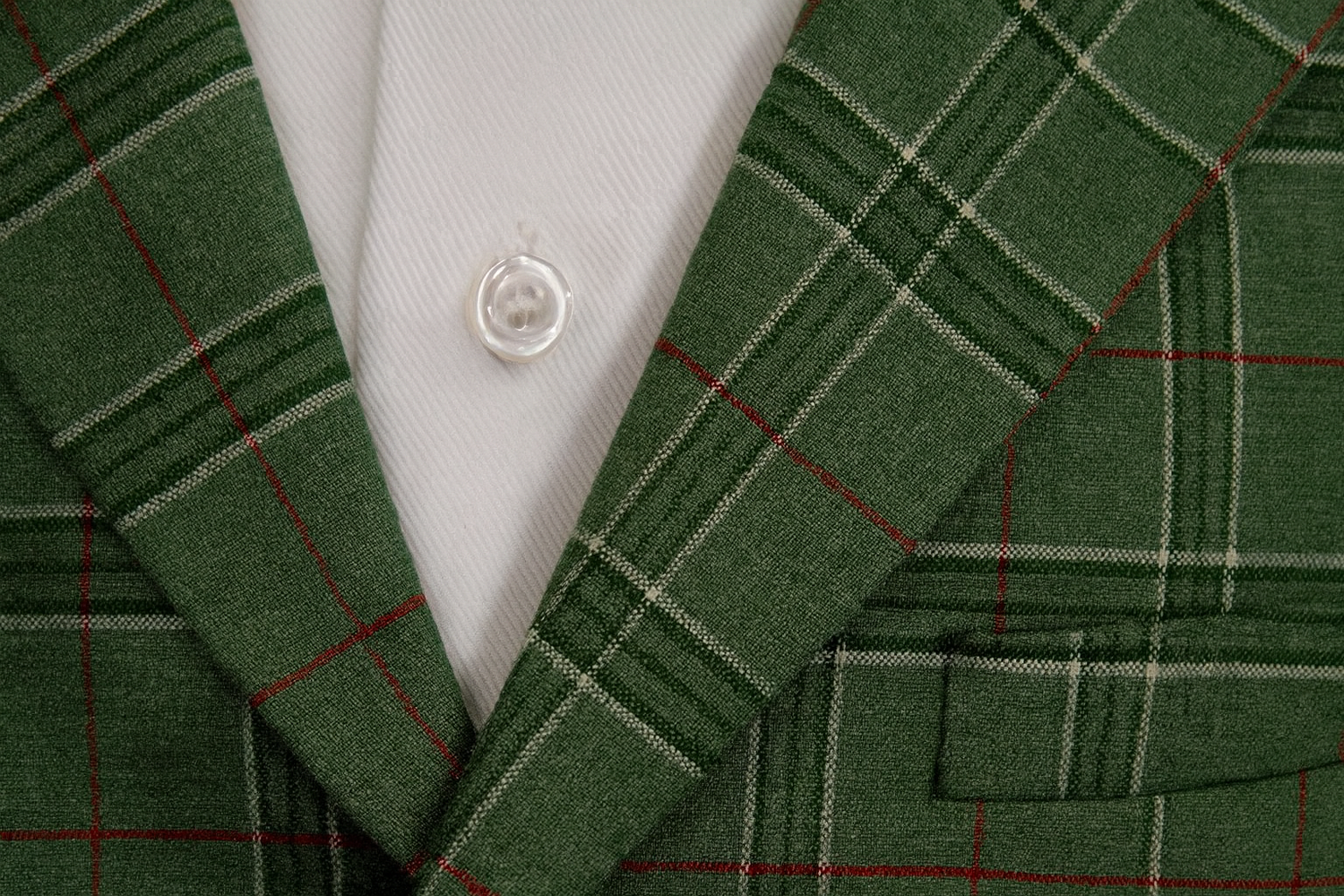 Embrace the Season with Tailor-Made Suits – West End Tailor Style
